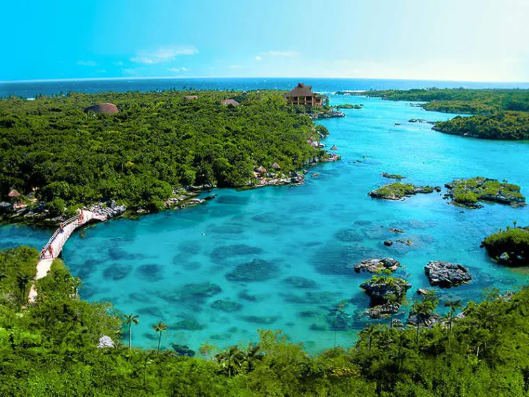 Cozumel or Playa del Carmen? Your Guide to Choosing Cozumel or Playa del Carmen? Your Guide to Choosing