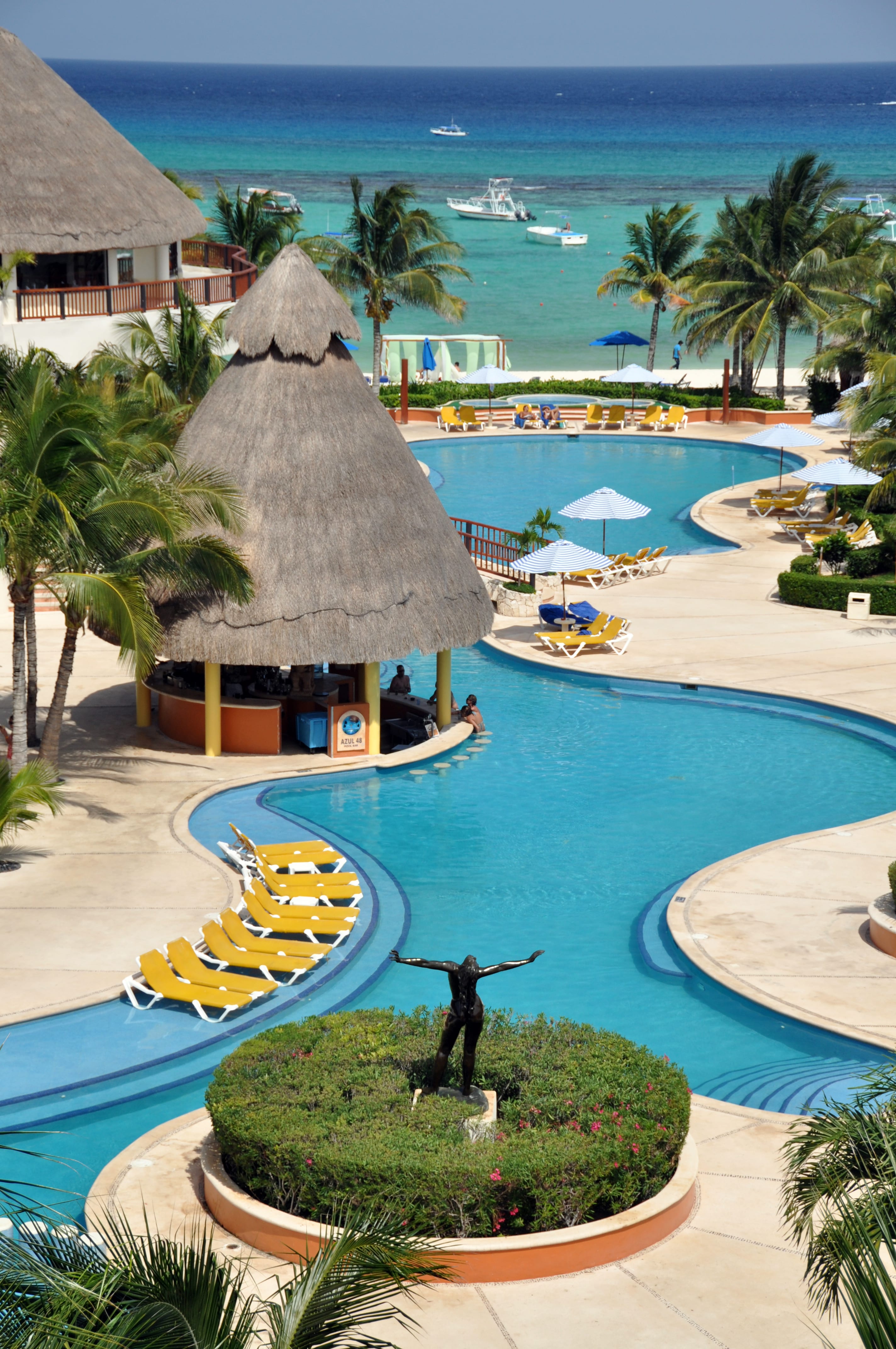 The Reef Coco Beach Resort - Save on this All-Inclusive